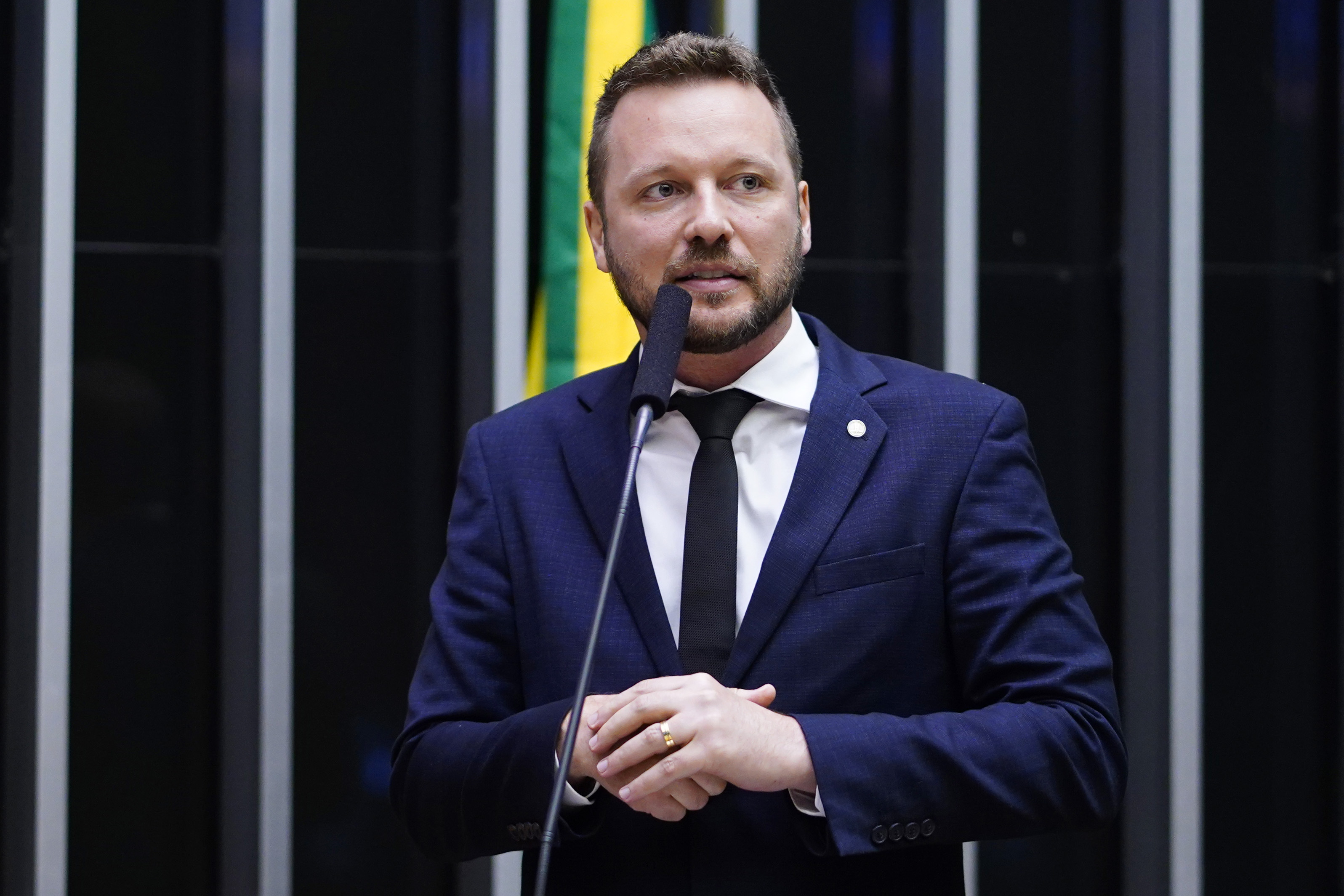 Ficheiro:Dep. Mauricio Marcon.jpg – Wikipédia, a enciclopédia livre